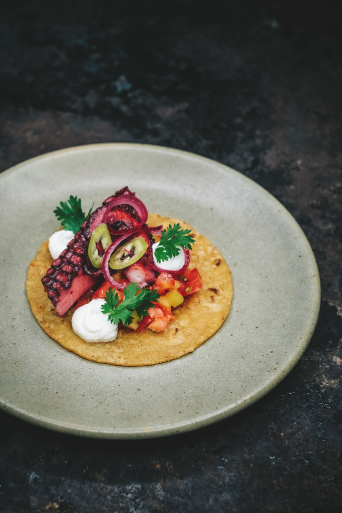 Kitchen Guerilla | Maistortilla mit Pulpo, Pico de Gallo und Aioli mit ...